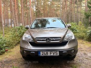 Smilšu krāsa Honda CR-V 2008 Tallina, ar dzinēja tilpumu 2.20 L un nobraukumu 276 tūkst. km par 5900 €, foto 4 vietnē AUTOMOTO.COM.LV