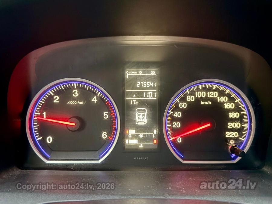 Smilšu krāsa Honda CR-V 2008 Tallina, ar dzinēja tilpumu 2.20 L un nobraukumu 276 tūkst. km par 5900 €, foto 18 vietnē AUTOMOTO.COM.LV