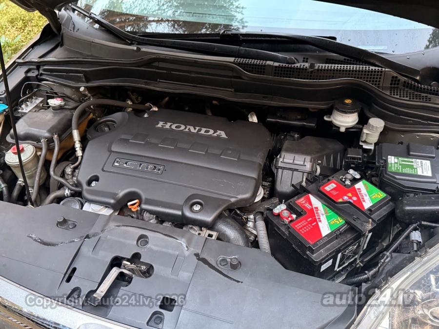 Smilšu krāsa Honda CR-V 2008 Tallina, ar dzinēja tilpumu 2.20 L un nobraukumu 276 tūkst. km par 5900 €, foto 22 vietnē AUTOMOTO.COM.LV