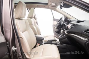 Smilšu krāsa Honda CR-V 2015 Tallina, ar dzinēja tilpumu 2.00 L un nobraukumu 171 tūkst. km par 14899 €, foto 12 vietnē AUTOMOTO.COM.LV