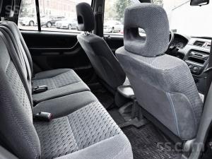Black Honda CR-V 1999 in Riga, with an engine capacity of 2.00 L and mileage of 306 thousand km for 1350 €, photo 12 on AUTOMOTO.COM.LV