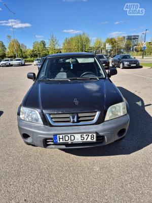 Melns Honda CR-V 2000 Viļņa, ar dzinēja tilpumu 2.00 L un nobraukumu 506 tūkst. km par 900 €, foto  vietnē AUTOMOTO.COM.LV