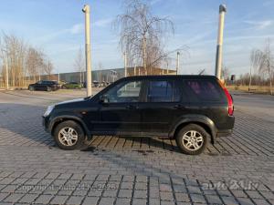 Black Honda CR-V 2002 in Tallinn, with an engine capacity of 2.00 L and mileage of 240 thousand km for 2500 €, photo 3 on AUTOMOTO.COM.LV