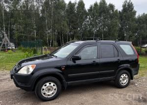 Black Honda CR-V 2003 in Riga, with an engine capacity of 2.00 L and mileage of 302 thousand km for 980 €, photo 5 on AUTOMOTO.COM.LV