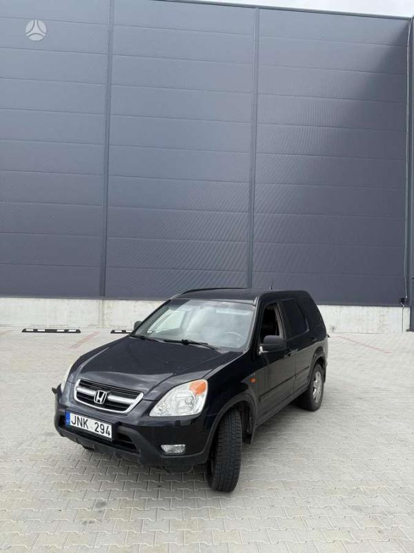 Melns Honda CR-V 2003 Šauļi, ar dzinēja tilpumu 2.00 L un nobraukumu 400 tūkst. km par 1950 €, foto 2 vietnē AUTOMOTO.COM.LV