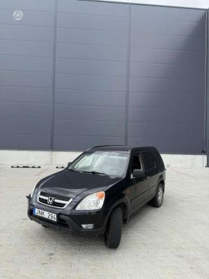 Melns Honda CR-V 2003 Šauļi, ar dzinēja tilpumu 2.00 L un nobraukumu 400 tūkst. km par 1950 €, foto 3 vietnē AUTOMOTO.COM.LV