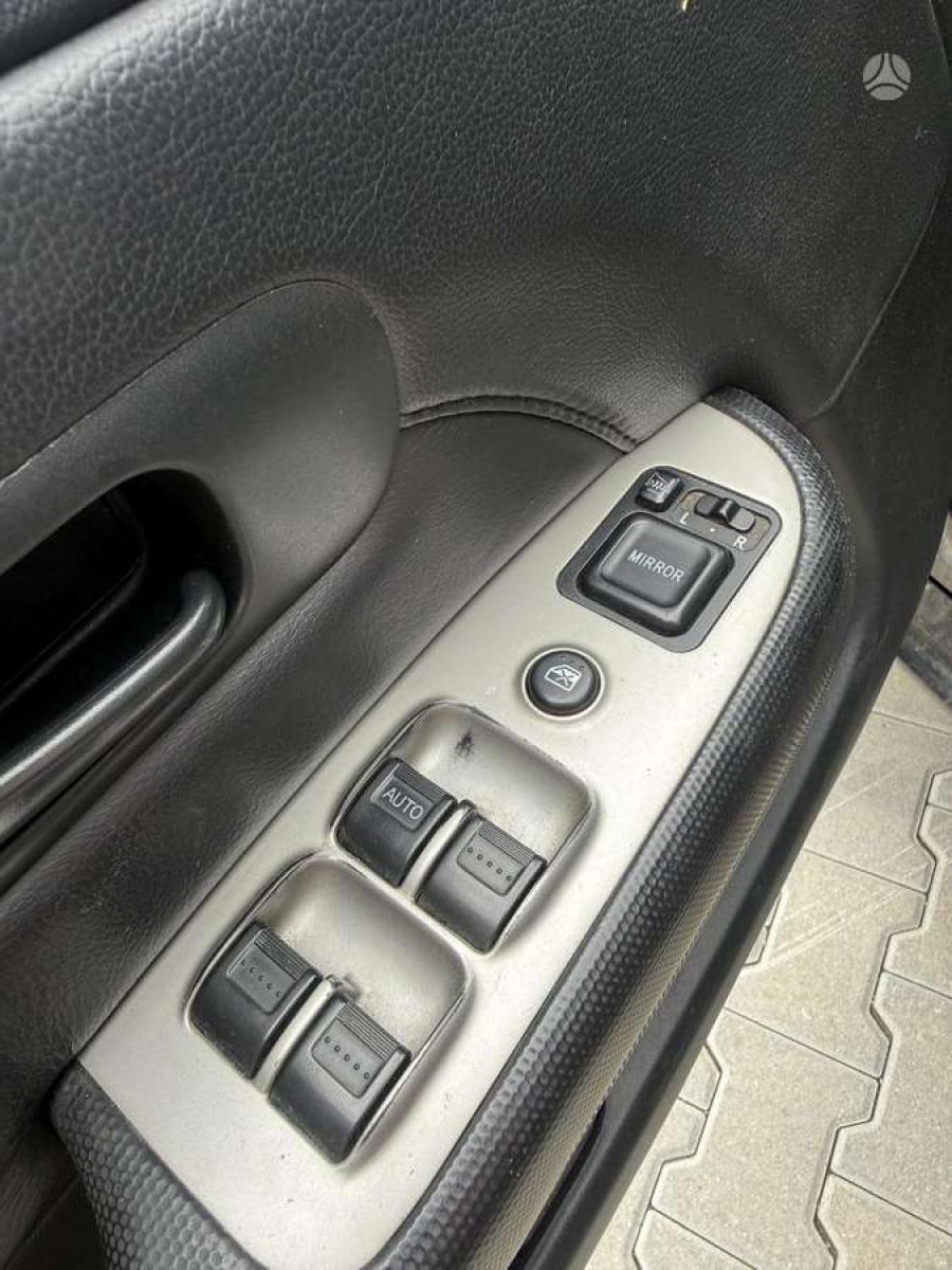 Melns Honda CR-V 2003 Šauļi, ar dzinēja tilpumu 2.00 L un nobraukumu 400 tūkst. km par 1950 €, foto 11 vietnē AUTOMOTO.COM.LV
