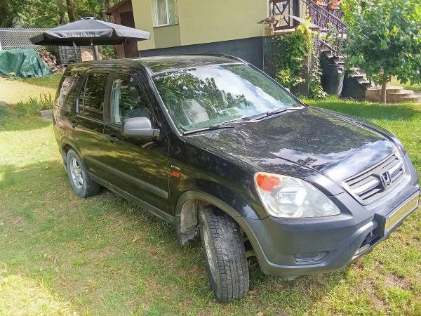 Black Honda CR-V 2003 in Jurbarkas, with an engine capacity of 2.00 L and mileage of 323 thousand km for 1500 €, photo 3 on AUTOMOTO.COM.LV