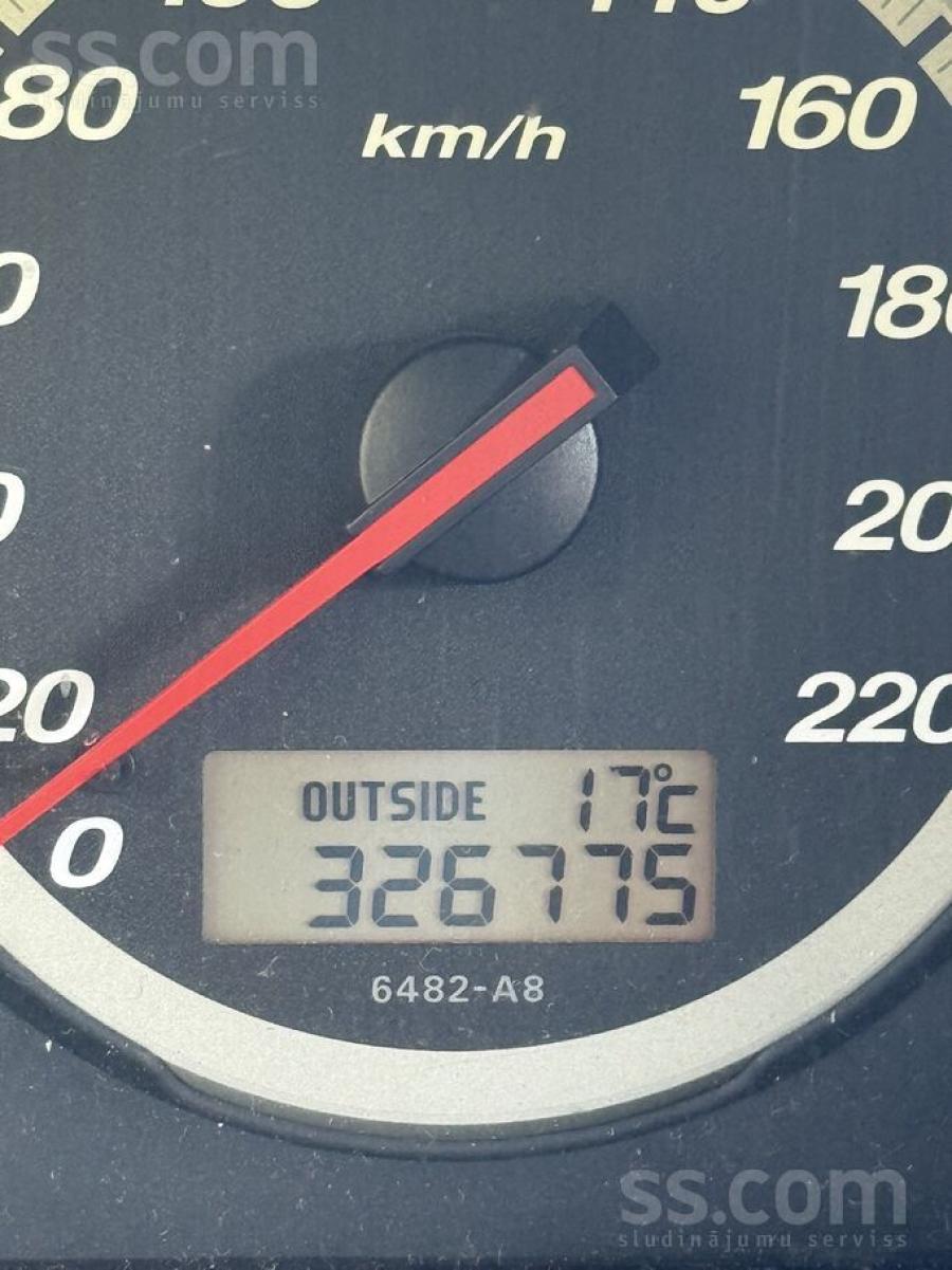 Melns Honda CR-V 2003 Dobele, ar dzinēja tilpumu 2.00 L un nobraukumu 327 tūkst. km par 550 €, foto 6 vietnē AUTOMOTO.COM.LV