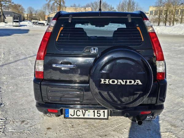 Melns Honda CR-V 2004 Šauļi, ar dzinēja tilpumu 2.00 L un nobraukumu 239 tūkst. km par 3500 €, foto 6 vietnē AUTOMOTO.COM.LV