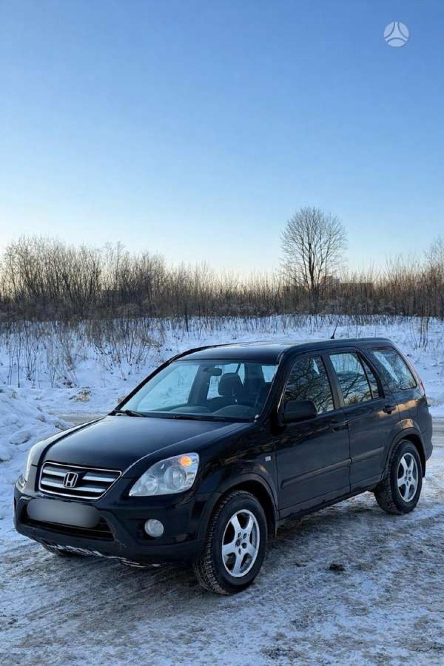 Black Honda CR-V 2005 in Vilnius, with an engine capacity of 2.20 L and mileage of 341 thousand km for 3000 €, photo 2 on AUTOMOTO.COM.LV