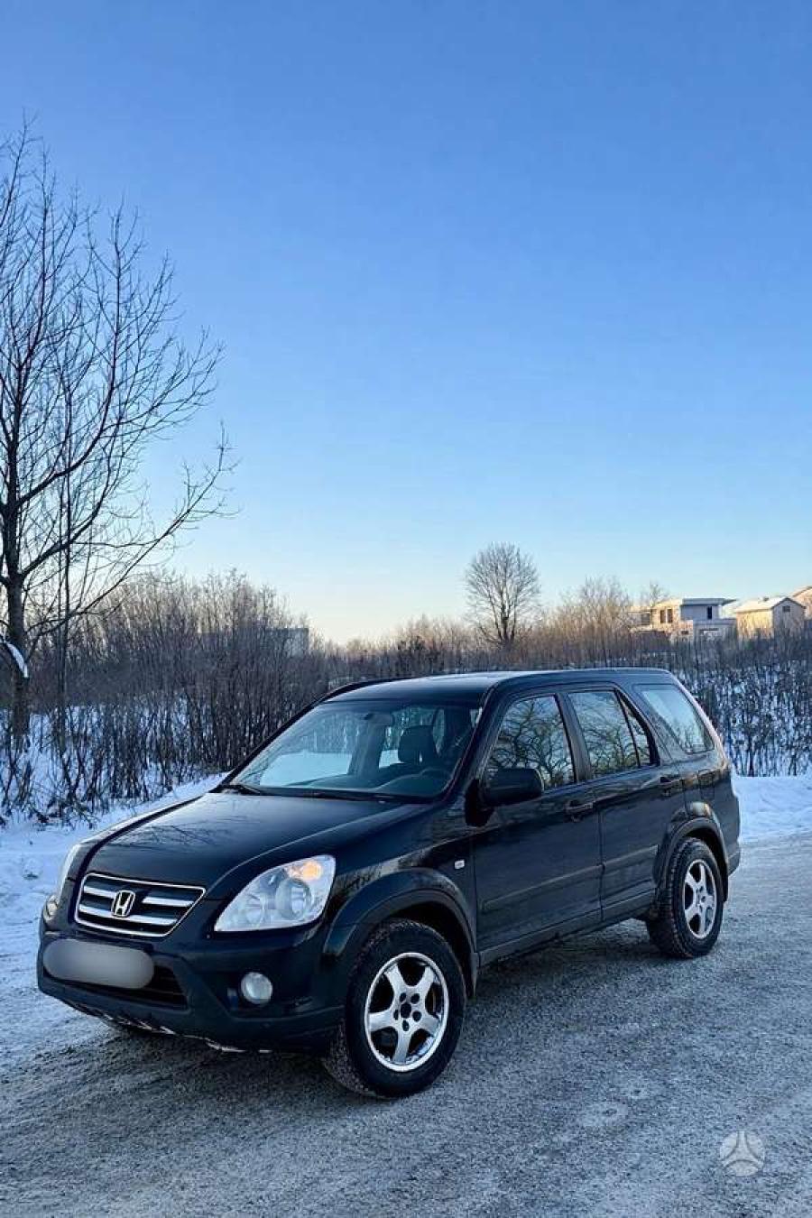 Black Honda CR-V 2005 in Vilnius, with an engine capacity of 2.20 L and mileage of 341 thousand km for 3000 €, photo 3 on AUTOMOTO.COM.LV