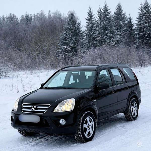 Melns Honda CR-V 2005 Viļņa, ar dzinēja tilpumu 2.20 L un nobraukumu 341 tūkst. km par 2999 €, foto 1 vietnē AUTOMOTO.COM.LV