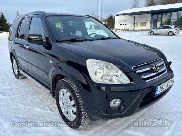 Melns Honda CR-V 2005 Paide, ar dzinēja tilpumu 2.00 L un nobraukumu 211 tūkst. km par 3790 €, foto 6 vietnē AUTOMOTO.COM.LV