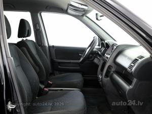 Черный Хонда СРВ 2005 в Таллин, объемом двигателя 2.00 л и пробегом 315 тыс. км за 1999 €, фото 7 на AUTOMOTO.COM.LV
