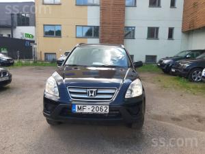 Melns Honda CR-V 2005 Daugavpils, ar dzinēja tilpumu 2.20 L un nobraukumu 0 tūkst. km par 3650 €, foto 3 vietnē AUTOMOTO.COM.LV