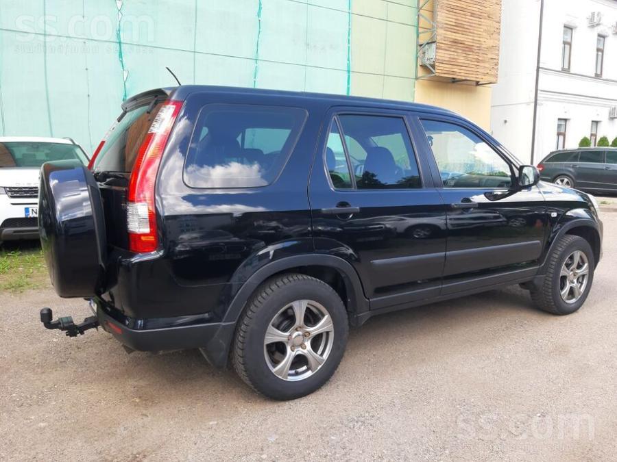 Melns Honda CR-V 2005 Daugavpils, ar dzinēja tilpumu 2.20 L un nobraukumu 0 tūkst. km par 3650 €, foto 5 vietnē AUTOMOTO.COM.LV