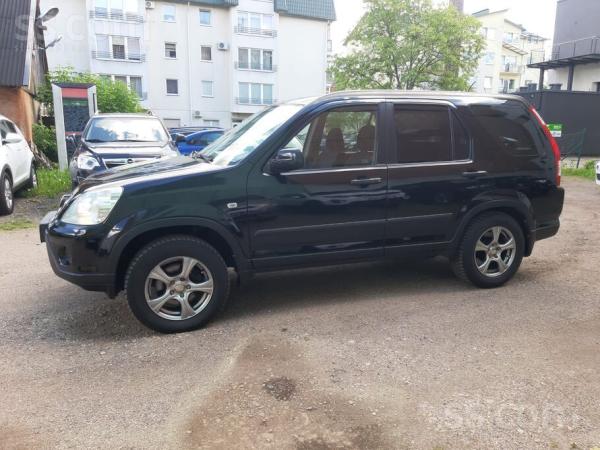 Black Honda CR-V 2005 in Daugavpils, with an engine capacity of 2.20 L and mileage of 0 thousand km for 3650 €, photo 10 on AUTOMOTO.COM.LV