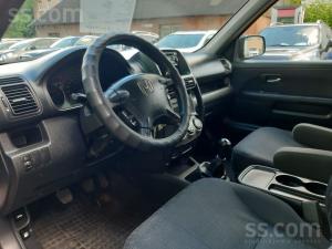 Melns Honda CR-V 2005 Daugavpils, ar dzinēja tilpumu 2.20 L un nobraukumu 0 tūkst. km par 3650 €, foto 13 vietnē AUTOMOTO.COM.LV