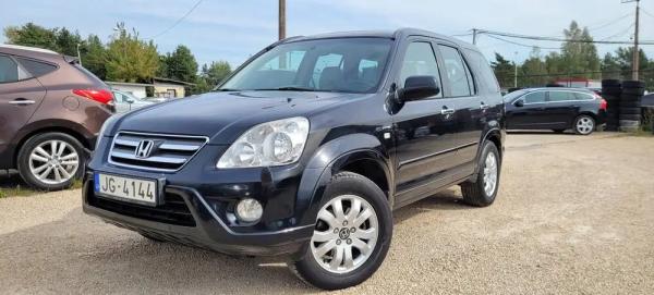 Melns Honda CR-V 2005 Rīga, ar dzinēja tilpumu 2.00 L un nobraukumu 308 tūkst. km par 2990 €, foto 4 vietnē AUTOMOTO.COM.LV