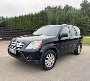 Melns Honda CR-V 2005 Viļņa, ar dzinēja tilpumu 2.40 L un nobraukumu 246 tūkst. km par 1750 €, foto  vietnē AUTOMOTO.COM.LV
