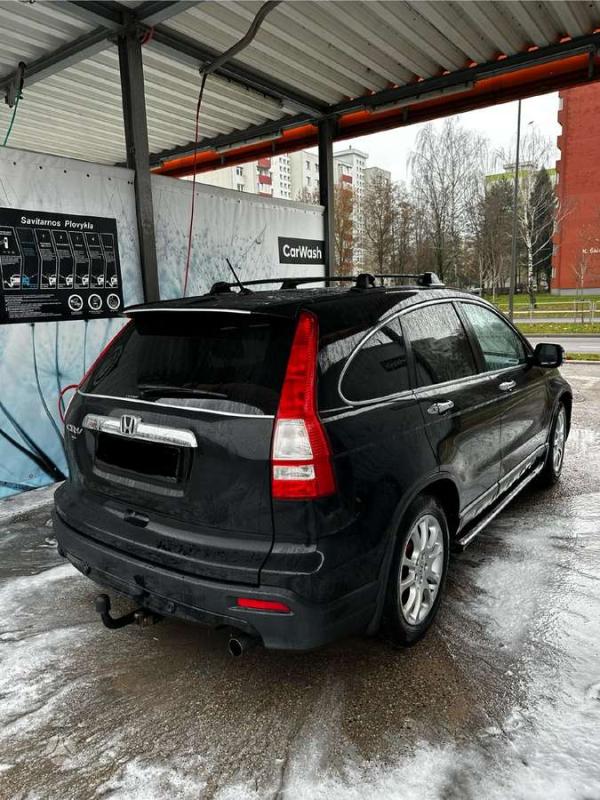 Black Honda CR-V 2006 in Kaunas, with an engine capacity of 2.00 L and mileage of 289 thousand km for 4100 €, photo 2 on AUTOMOTO.COM.LV