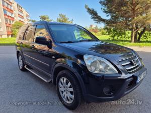 Black Honda CR-V 2006 in Tallinn, with an engine capacity of 2.20 L and mileage of 299 thousand km for 2499 €, photo  on AUTOMOTO.COM.LV