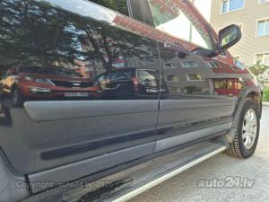 Black Honda CR-V 2006 in Tallinn, with an engine capacity of 2.20 L and mileage of 299 thousand km for 2499 €, photo 11 on AUTOMOTO.COM.LV