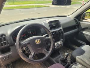 Black Honda CR-V 2006 in Vilnius, with an engine capacity of 2.20 L and mileage of 367 thousand km for 2650 €, photo 10 on AUTOMOTO.COM.LV