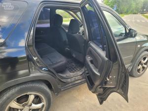 Black Honda CR-V 2006 in Vilnius, with an engine capacity of 2.20 L and mileage of 367 thousand km for 2650 €, photo 15 on AUTOMOTO.COM.LV