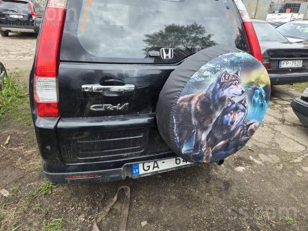 Melns Honda CR-V 2006 Rīga, ar dzinēja tilpumu 2.00 L un nobraukumu 401 tūkst. km par 1550 €, foto 3 vietnē AUTOMOTO.COM.LV