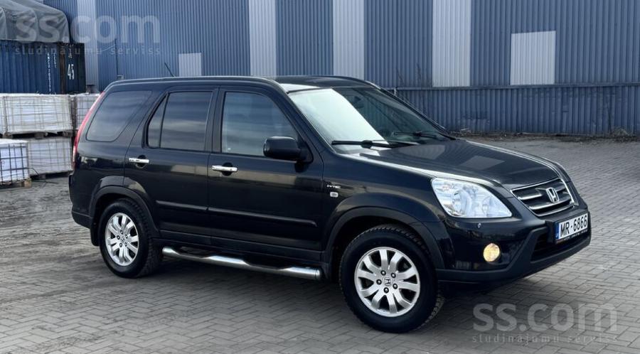 Melns Honda CR-V 2006 Rīga, ar dzinēja tilpumu 2.00 L un nobraukumu 297 tūkst. km par 1850 €, foto 5 vietnē AUTOMOTO.COM.LV