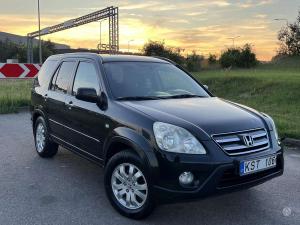 Black Honda CR-V 2006 in Vilnius, with an engine capacity of 2.20 L and mileage of 350 thousand km for 1850 €, photo  on AUTOMOTO.COM.LV