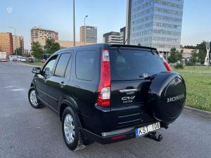 Black Honda CR-V 2006 in Vilnius, with an engine capacity of 2.20 L and mileage of 350 thousand km for 1850 €, photo 9 on AUTOMOTO.COM.LV