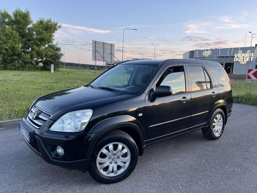 Black Honda CR-V 2006 in Vilnius, with an engine capacity of 2.20 L and mileage of 350 thousand km for 1850 €, photo 14 on AUTOMOTO.COM.LV