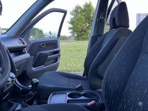 Black Honda CR-V 2006 in Vilnius, with an engine capacity of 2.20 L and mileage of 350 thousand km for 1850 €, photo 31 on AUTOMOTO.COM.LV