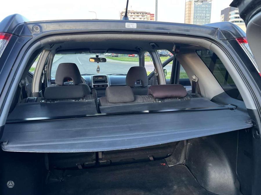Black Honda CR-V 2006 in Vilnius, with an engine capacity of 2.20 L and mileage of 350 thousand km for 1850 €, photo 34 on AUTOMOTO.COM.LV