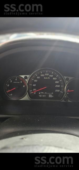 Melns Honda CR-V 2006 Rīga, ar dzinēja tilpumu 2.20 L un nobraukumu 435 tūkst. km par 952 €, foto 13 vietnē AUTOMOTO.COM.LV