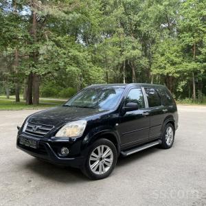 Melns Honda CR-V 2006 Rīga, ar dzinēja tilpumu 2.20 L un nobraukumu 0 tūkst. km par 2690 €, foto 3 vietnē AUTOMOTO.COM.LV