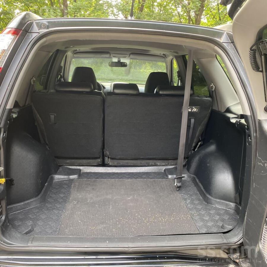 Melns Honda CR-V 2006 Rīga, ar dzinēja tilpumu 2.20 L un nobraukumu 0 tūkst. km par 2690 €, foto 10 vietnē AUTOMOTO.COM.LV