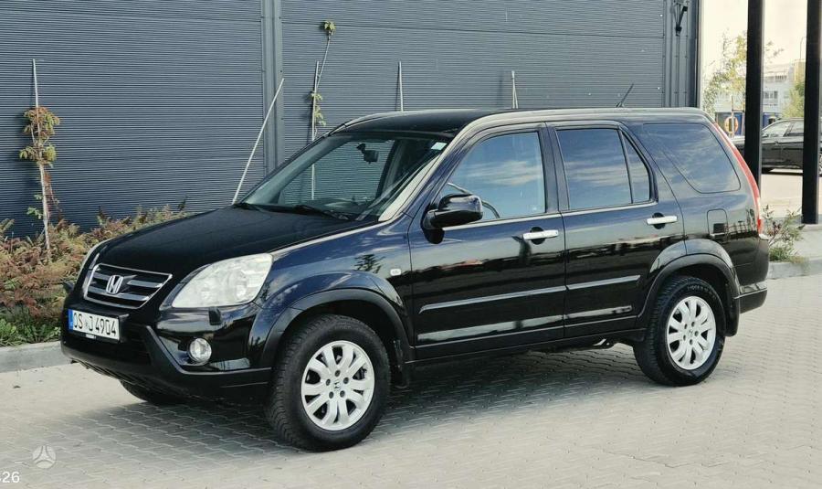 Black Honda CR-V 2006 in Vilnius, with an engine capacity of 2.20 L and mileage of 248 thousand km for 4850 €, photo 8 on AUTOMOTO.COM.LV