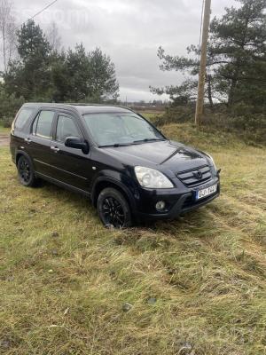 Melns Honda CR-V 2007 Jelgava, ar dzinēja tilpumu 2.00 L un nobraukumu 347 tūkst. km par 1200 €, foto  vietnē AUTOMOTO.COM.LV