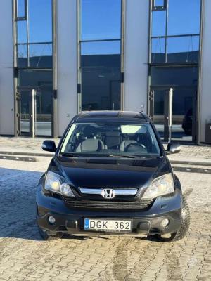 Black Honda CR-V 2007 in Vilnius, with an engine capacity of 2.00 L and mileage of 225 thousand km for 4950 €, photo 6 on AUTOMOTO.COM.LV