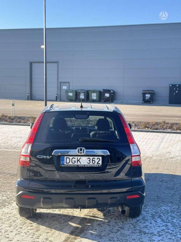Melns Honda CR-V 2007 Viļņa, ar dzinēja tilpumu 2.00 L un nobraukumu 225 tūkst. km par 4950 €, foto 8 vietnē AUTOMOTO.COM.LV