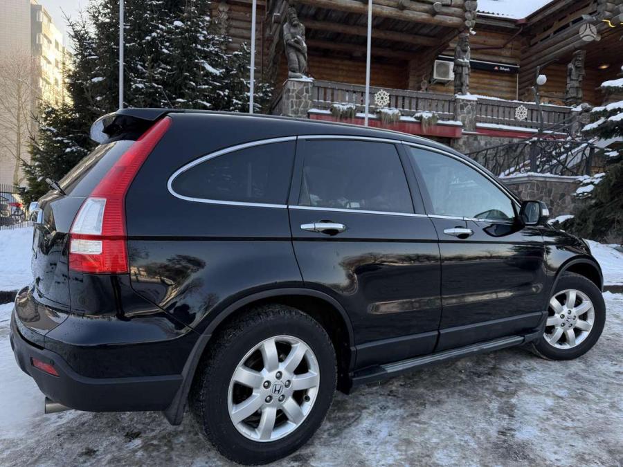 Melns Honda CR-V 2007 Kauņa, ar dzinēja tilpumu 2.00 L un nobraukumu 279 tūkst. km par 5000 €, foto 12 vietnē AUTOMOTO.COM.LV