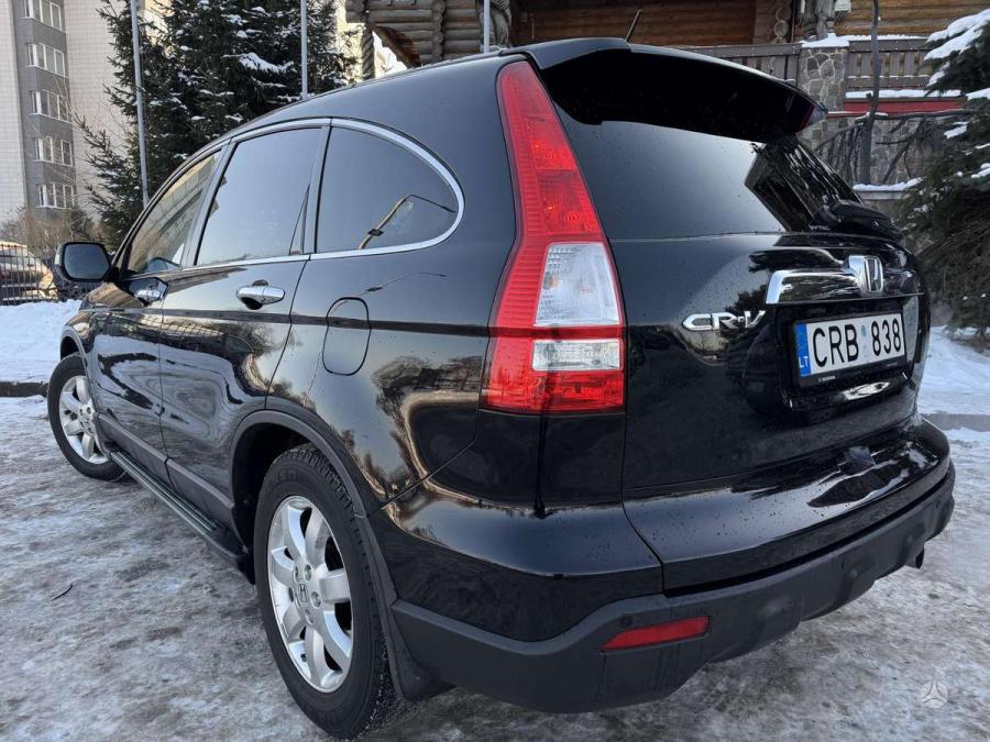 Melns Honda CR-V 2007 Kauņa, ar dzinēja tilpumu 2.00 L un nobraukumu 279 tūkst. km par 5000 €, foto 20 vietnē AUTOMOTO.COM.LV