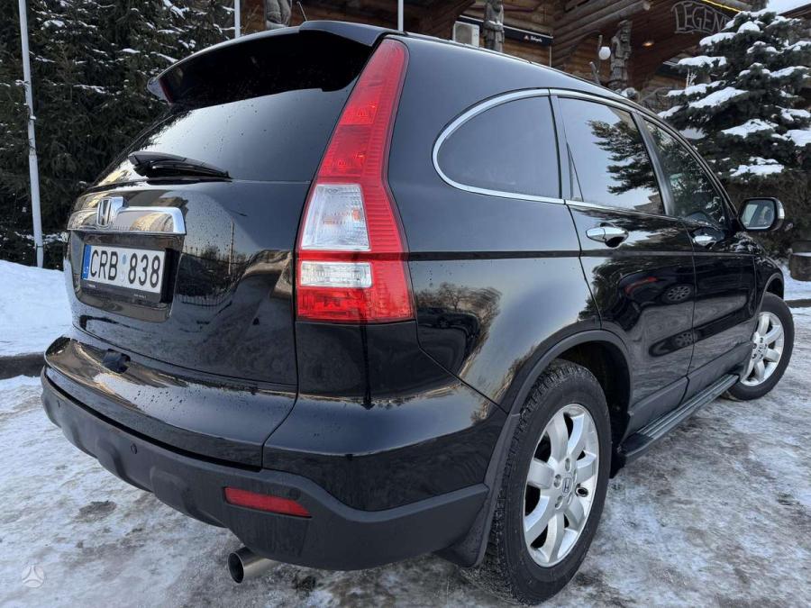 Black Honda CR-V 2007 in Kaunas, with an engine capacity of 2.00 L and mileage of 279 thousand km for 4950 €, photo 4 on AUTOMOTO.COM.LV