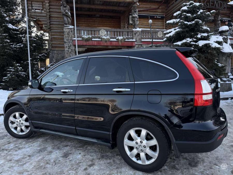 Black Honda CR-V 2007 in Kaunas, with an engine capacity of 2.00 L and mileage of 279 thousand km for 4950 €, photo 12 on AUTOMOTO.COM.LV