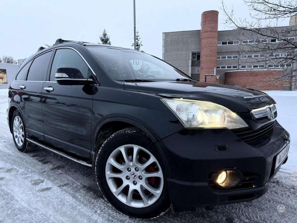 Black Honda CR-V 2007 in Kaunas, with an engine capacity of 2.00 L and mileage of 278 thousand km for 5750 €, photo 2 on AUTOMOTO.COM.LV