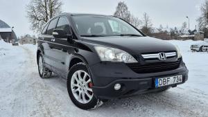 Black Honda CR-V 2007 in Utena, with an engine capacity of 2.20 L and mileage of 400 thousand km for 3890 €, photo 2 on AUTOMOTO.COM.LV